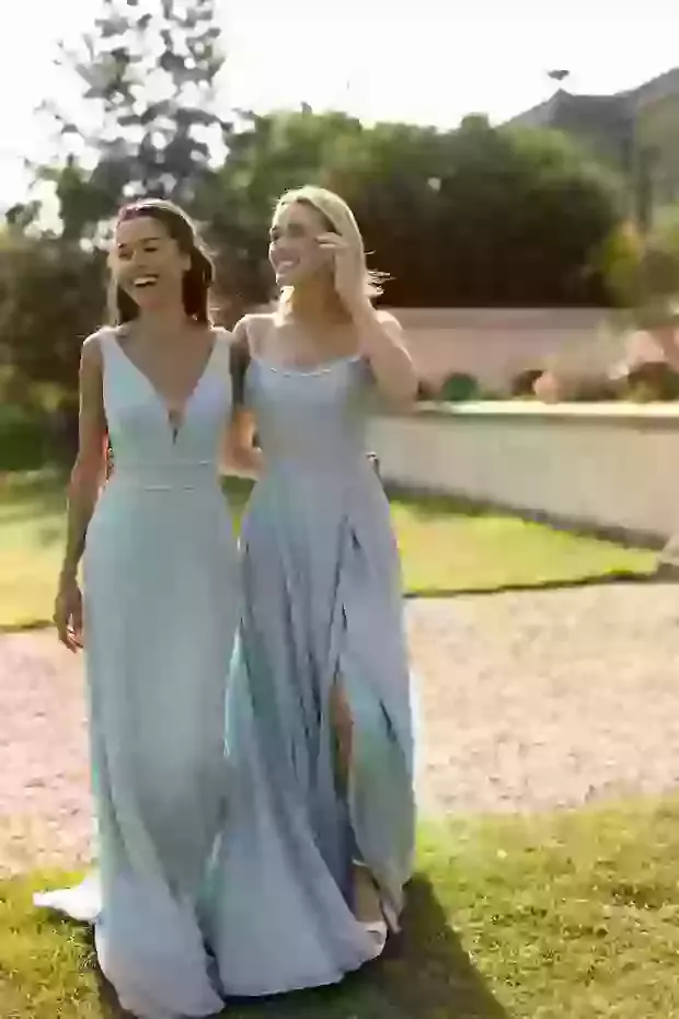 True Bride | Wedding Dresses & Bridesmaid Styles for Every Body